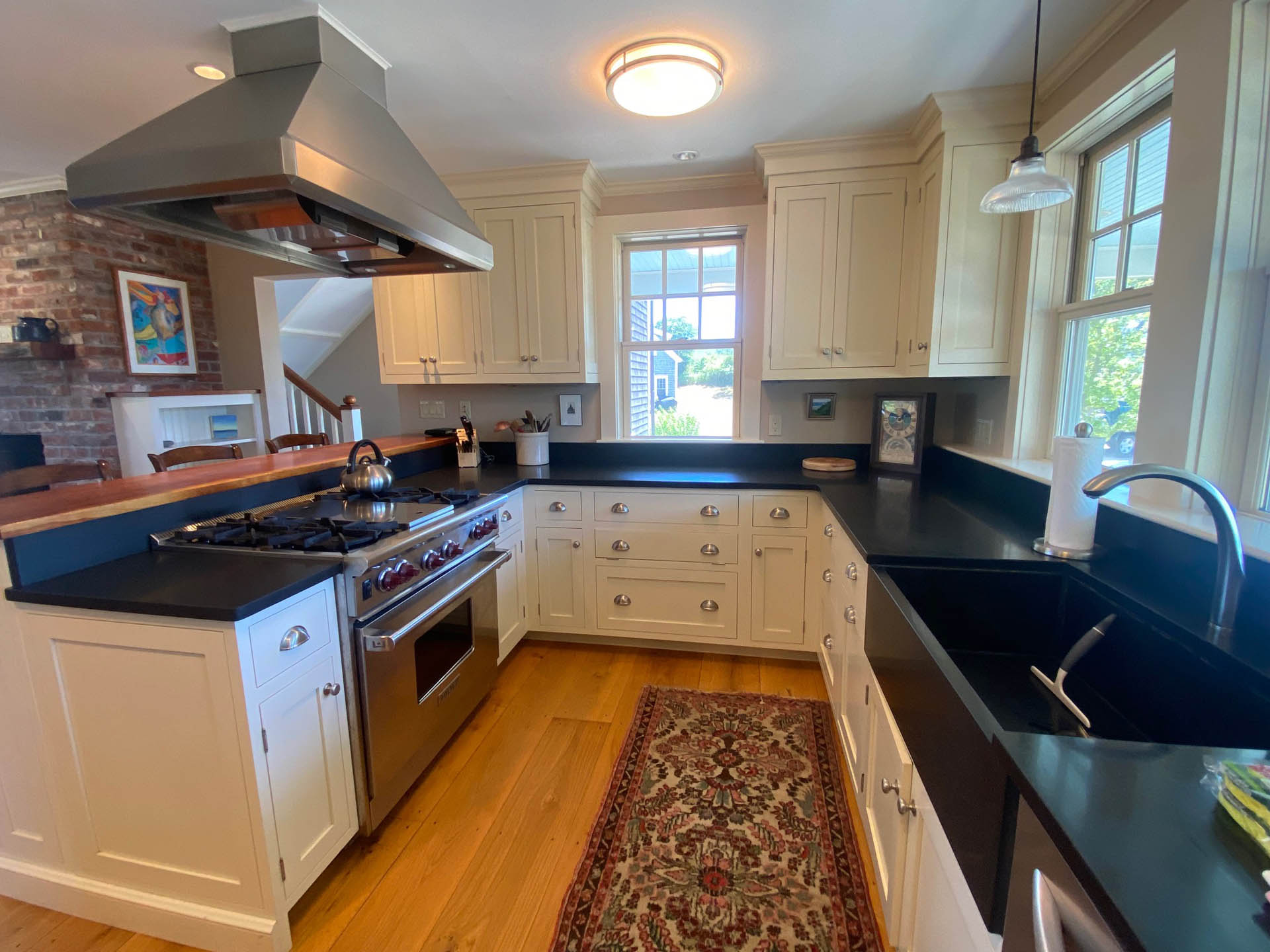 Professional Stove and Oven – Pondside on Block Island